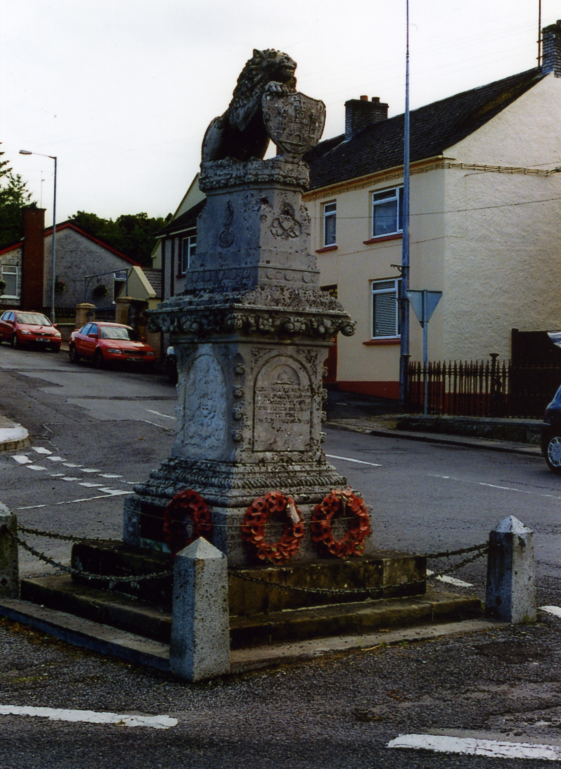 BROOKEBOROUGH, Co. Fermanagh. – War Memorials in the north of Ireland