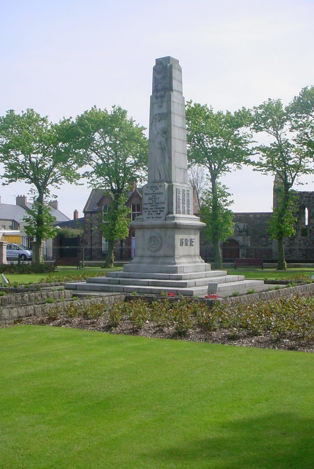 NEWTOWNARDS, Co. Down. – War Memorials in the north of Ireland